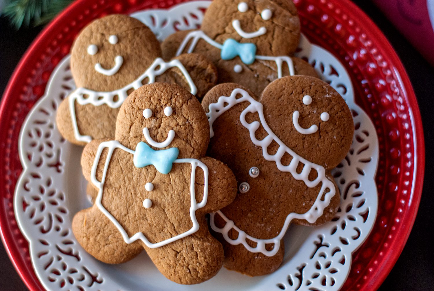 Classic Gingerbread Men – Cookies for England