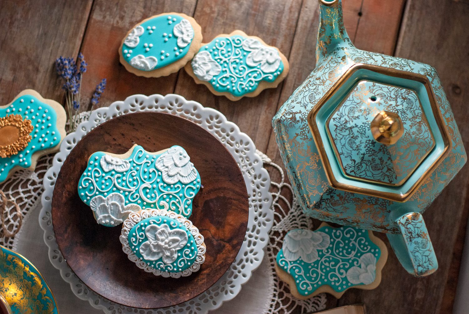 Turquoise Tea Cookies – Cookies for England